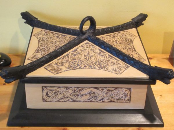 10 Tarot Reading Must Haves (that every Tarot reader needs!!!) - Daily ...